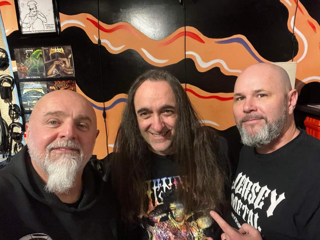 SECRET HANDSHAKE… – OFFICIAL WEBSITE FOR 7-STRING GUITARIST STEVE BELLO