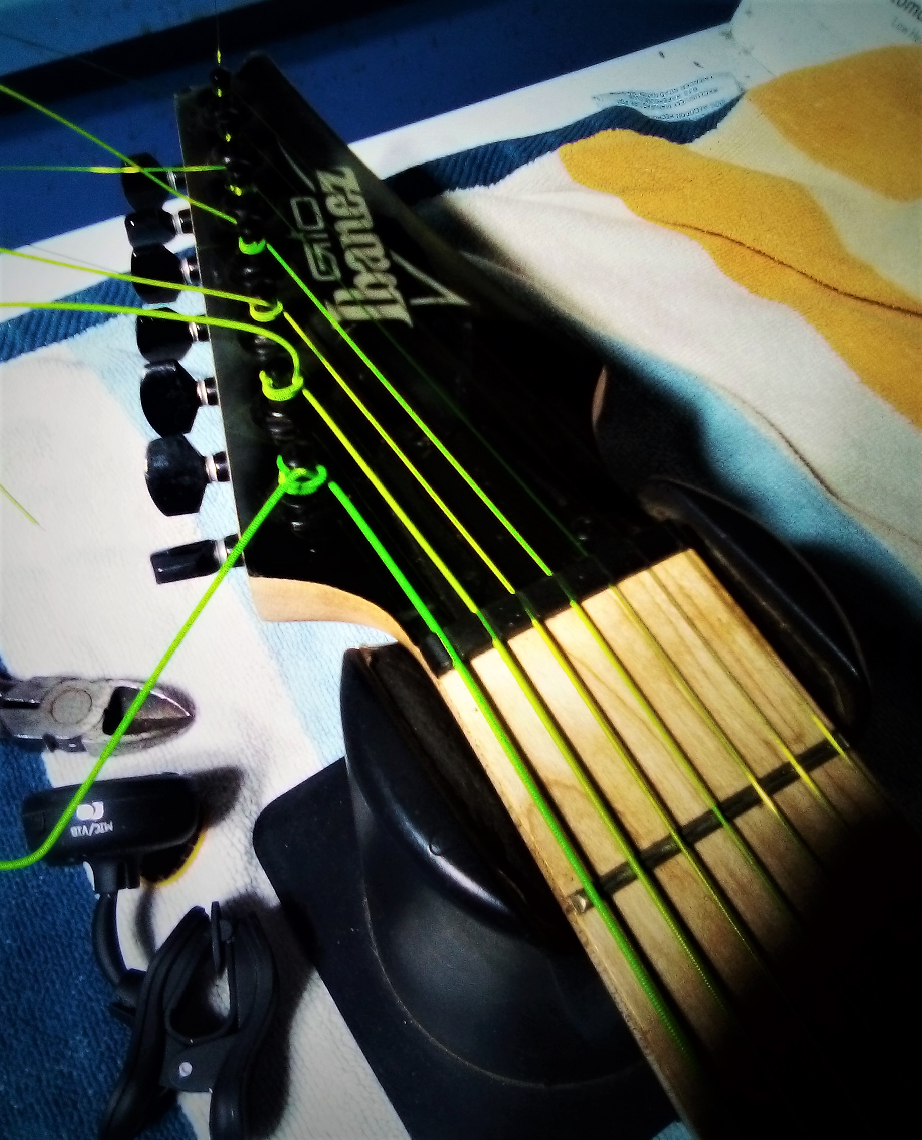 CHRISTMAS IN JULY – OFFICIAL WEBSITE FOR 7-STRING GUITARIST STEVE BELLO