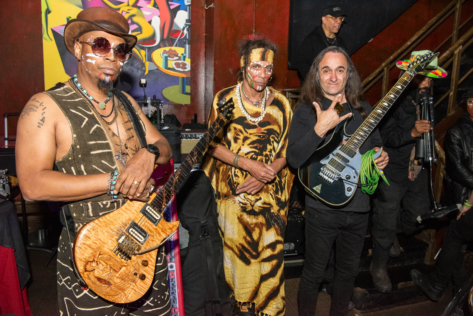 PHOTOS – OFFICIAL WEBSITE FOR 7-STRING GUITARIST STEVE BELLO